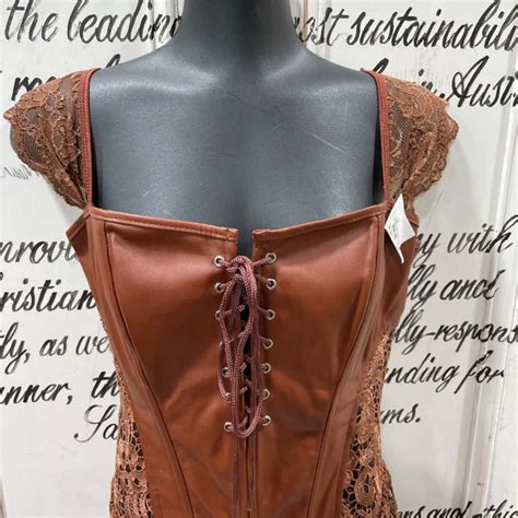 Bnwt Corset Styled Top Fuax Leather And Venice Lace Corset Styled