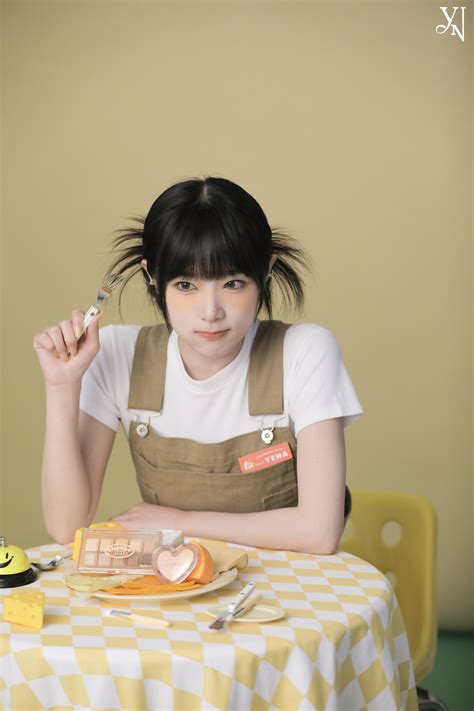 230603 Yuehua Naver Post Yena Lilybyred Behind The Scenes 4 Kpopping