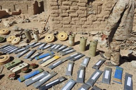 استشهاد طفلين بانفجار لغم حوثي في البيضاء والمليشيا تمنع الأهالي من أخذ