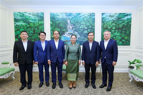 ທ່ານ ລັດຖະມົນຕີ ກຊສ ຕ້ອນຮັບການເຂົ້າຢ້ຽມຂໍ່ານັບ ຂອງບັນດາເອກອັກຄະລັດຖະທູດ ແຫ່ງ ສປປ ລາວ