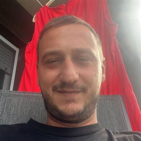 Michele Mazzoni Miki Mazzo On Threads