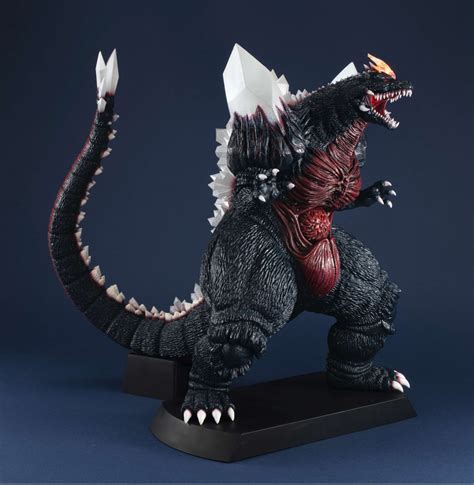 Ultimate Article Monsters Spacegodzilla Megahobby