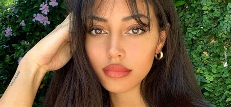 Barely There Bangs Are A Low Stakes Way To Reinvent Your Hair This