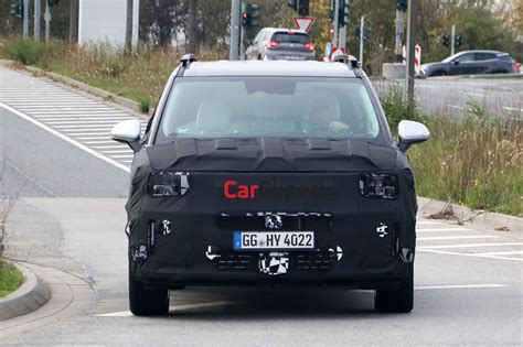 Hyundai Santa Fe Spied CarExpert