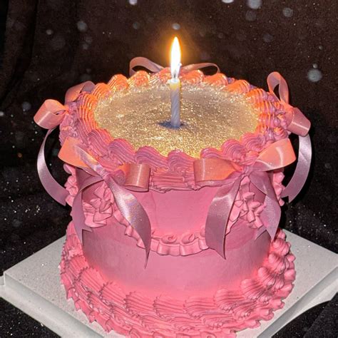 Sweet Escape Cookies And Cakes On Instagram 🎂glitter Queen Cake Is