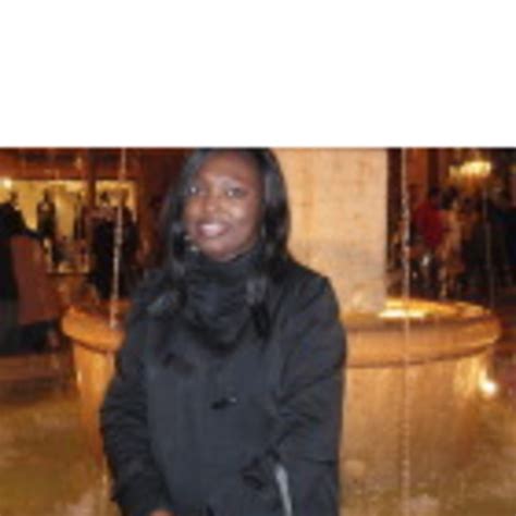 Sofia Badji Recepcionista Figaout Iberica Xing