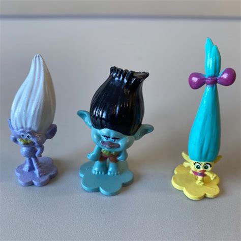 11 Troll Mini Figures