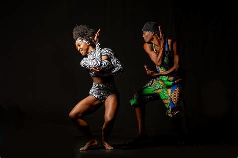Bal Folcl Rico Da Bahia Apresenta Espet Culo No Teatro Castro Alves Bahia G