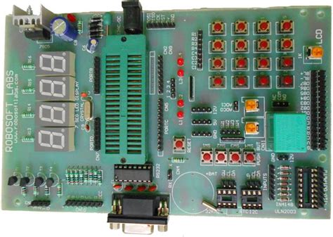 Robosoft Labs Avr Development Board For Atmega16 Atmega32 40 Pin Microcontrollers With Rs232