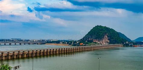 Prakasam Barrage Across The River Krishna In Vijayawada Andhrapradesh