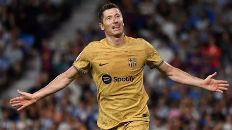 Robert Lewandowski Contract Details Leaked Including Barcelona Exit Clause Mirror Online