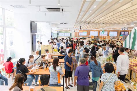 統一企業集團台灣7 Eleven 第7110店 願景輝煌橋通四海 李祖東報導【中華海峽兩岸新聞報】 Csnikhtw