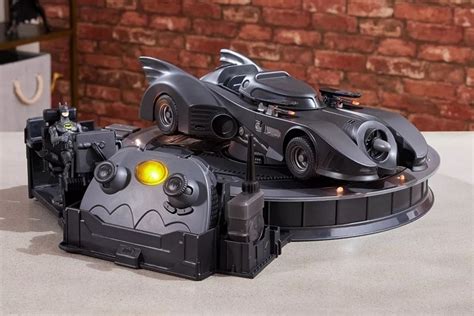 Spin Master Batmobile Atelier Yuwaciaojp