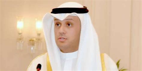 وزير المالية توجه لفـرض رسـوم جديدة مقابل الانتفـاع بالمرافق والخد