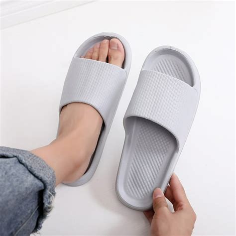 Akiihool Mens Sandals Wide Width Mens Beach Sandals Quick Dry Flip