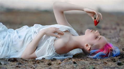 Рыжая байкерша · бесплатная фотография от Mik L картинки и обои на рабочий стол