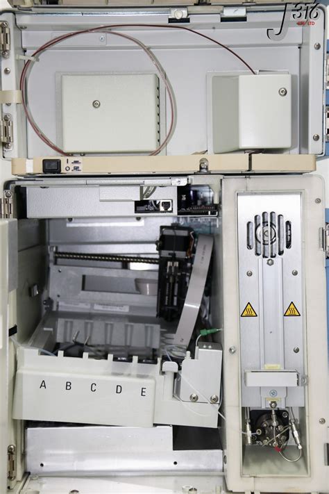 27499 THERMO FISHER SCIENTIFIC HPLC AUTOSAMPLER W ACCELA UV VIS DETECTOR 600 PUMP 60057 60020