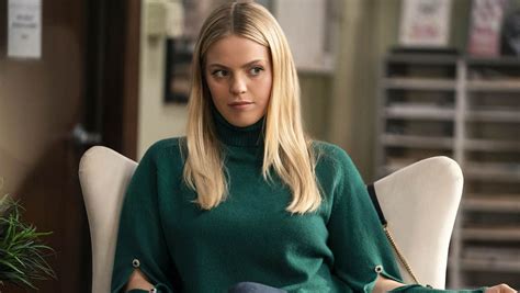 The Sex Lives Of College Girls Reneé Rapp Leighton Quitte La Série