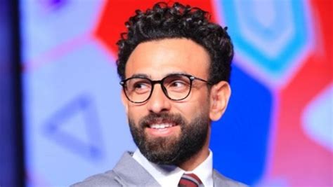المواطن إبراهيم فايق لـ مرتضى منصور هعيش مرفوع الراس وراجل على أي حد