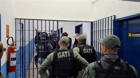Portal Agreste Violento POLÍCIA REALIZA REVISTA NA CADEIA DE LAJEDO