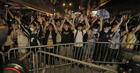 Hong Kong Police Arrest 26 Amid Street Clashes Deseret News