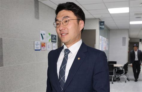 거액 코인 투자 김남국 끝내 사과남은 의혹과 대응은 정다운의 뉴스톡 노컷뉴스