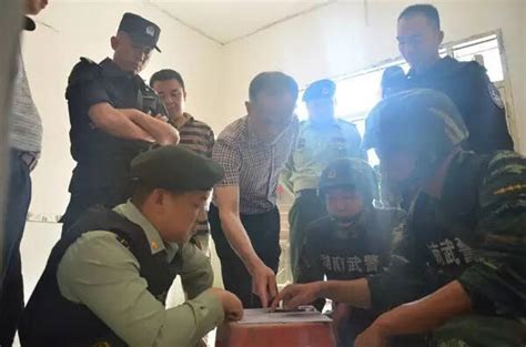湖南枪杀案嫌疑人潜逃1个多月后被警方围捕现场手机凤凰网