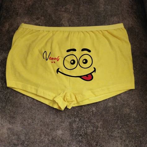 کمدا قیمت و خرید شورت پاچه دار دخترانه رنگ قرمزآبیسبزصورتیزرد سا