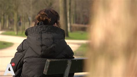 Kinderen Uit Huis Plaatsen Kan Dat Menselijker At5