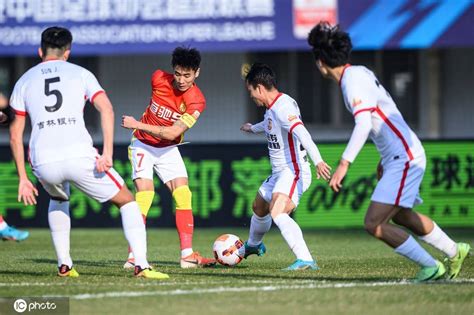 高清：8冠王降级！韦世豪郑智表情落寞 搜狐大视野 搜狐新闻