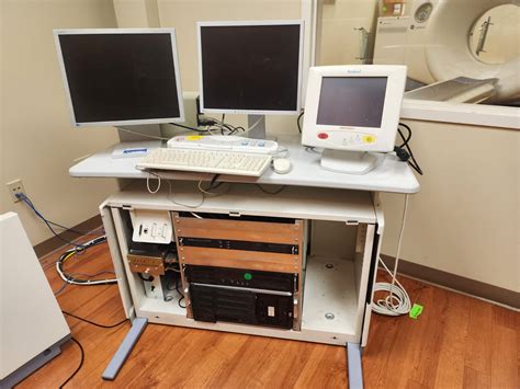 Ge Lightspeed 16 Slice Ct Scanner Incav Medical And Laboratory Equipment