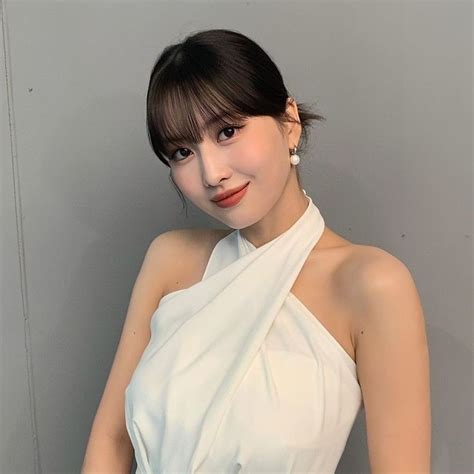 Pin By Nanda On Hirai Momo 🦝 ྀི Hirai Momo Momo Twice
