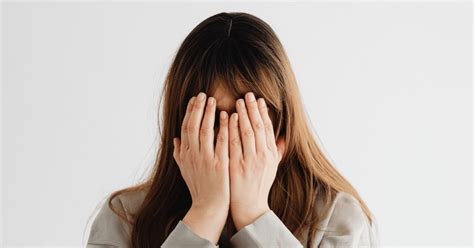 Blushing And Erythrophobia Overcoming Social Anxietys Rosy Hue