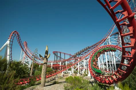 Viper Six Flags Magic Mountain