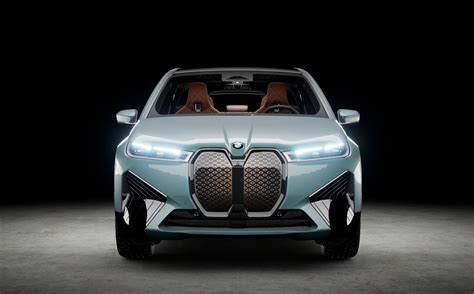 Experience The Bmw I4 And Ix Through Augmented Reality Hiswai
