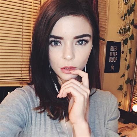 Ashe Maree Feet