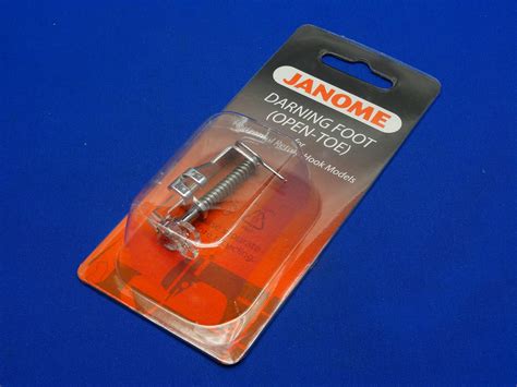 Janome 10 Plastic Bobbins Part No 200122717 Amazon Co Uk Home
