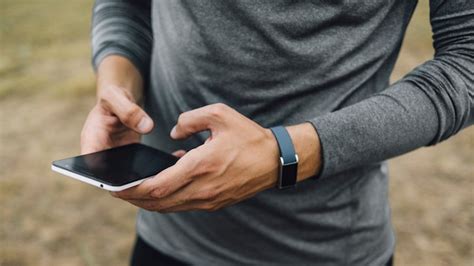 10 Things I Learned About Gay Hook Up Culture From My Day On Grindr