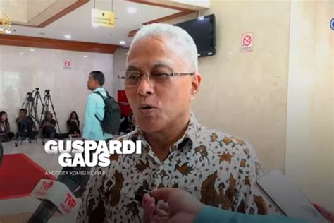 Anggota Legislatif Desak PEMERINTAH SEGERA ANGKAT 2 3 JUTA HONORER