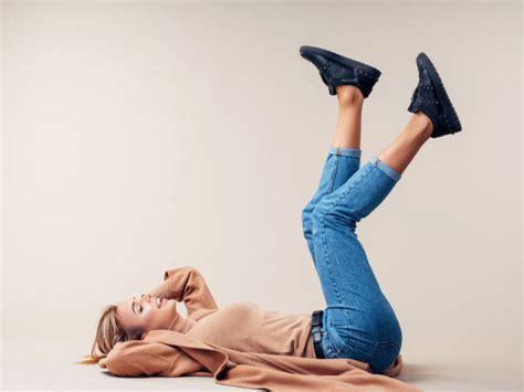 Long Skinny Legs Fotografier Bilder Och Bildbanksfoton Istock