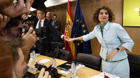 El Gobierno Se Compromete A Condonar Deuda A Todas Las Ccaa Para Que