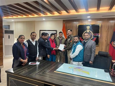 Aap Delegation Meets Delhi Police Commissioner Demands Free And Fair