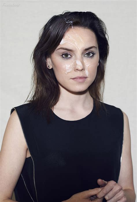 Daisy Ridley OC Scrolller