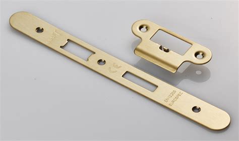 Forend Strike And Fixing Pack To Suit Din Latch Security Radius Satin