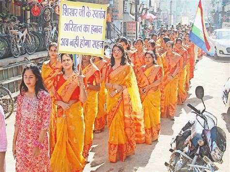 Sakal Jain Samaj Came Out On The Road And Took Out A Peace March