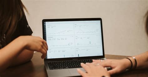 Effective Database Scaling With Replication