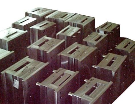 键盘模具松岗旧模具回收二手模具回收 价格 1600元吨