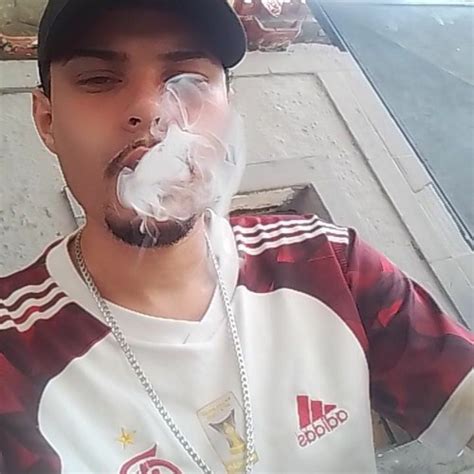 Listen To Music Albums Featuring MACHUQUEI MACHUQUEI Mc Guizinho