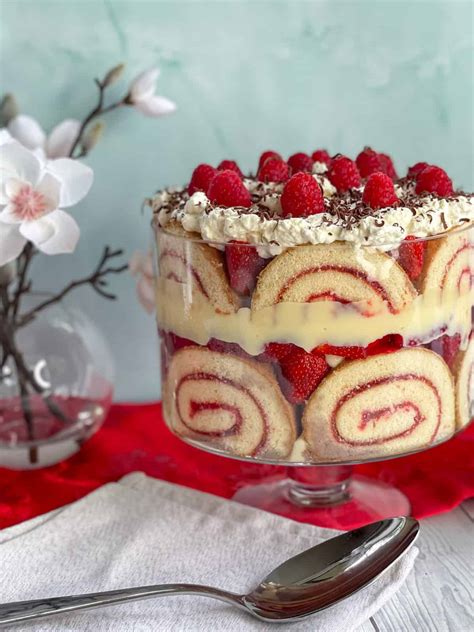 Classic Trifle Recipe The Best Just A Mums Kitchen