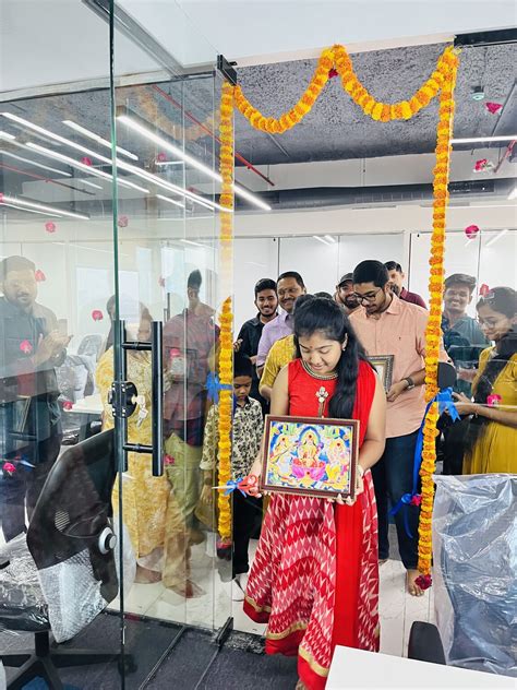 cogniron technology solutions on linkedin newoffice employeeappreciation cogniron